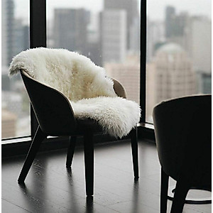 Asuprui Genuine Sheepskin Rug Bedroom Fluffy Rug Natural Fur Rug Nursery Rug 2X3 Feet Ivory Animal Rugs Bear Skin Rugs for Living Room Bedroom Sofa Chair