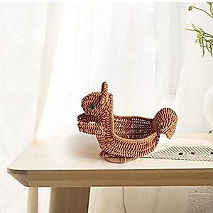 YQYAZL Handwoven Rattan Basket, Squirrel Shape Woven Wicker Baskets for Organizing Cute Small Storage Basket for Decoration,Picnic, Groceries, Toy Storage