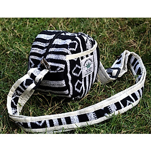 Handmade Circle Crossbody Purse Handbag Boho Zipper Shoulder Bag Round Cell Phone Purse (Black White)