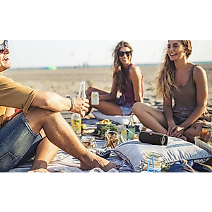 JBL Flip 5: Portable Wireless Bluetooth Speaker, IPX7 Waterproof - Pink