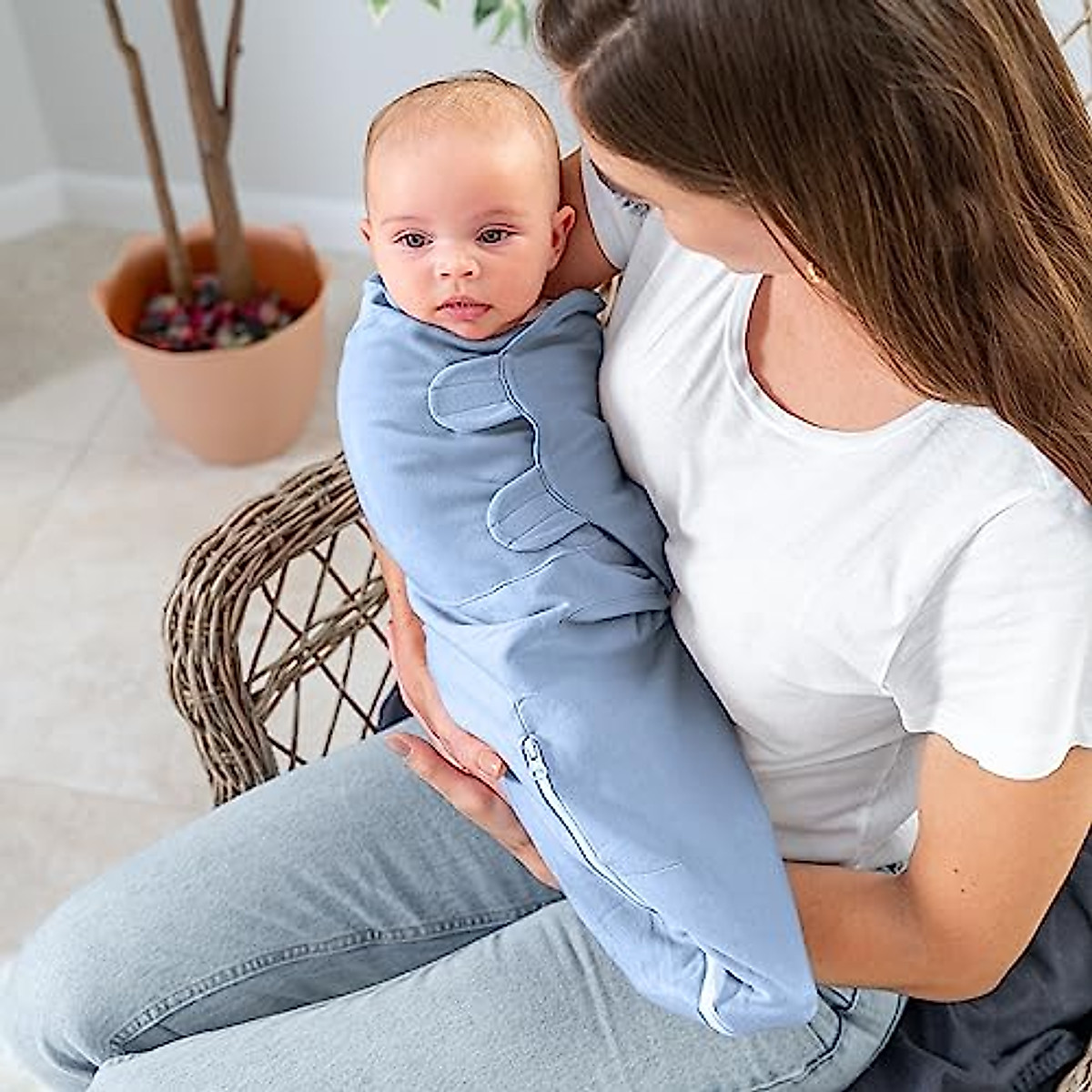 Comfy Cubs Swaddle Blankets for Baby Girl & Boy, Easy Adjustable Sleep Sack with Easy Access Zipper for Diaper Changes, Baby Blankets 3-6 Months for Newborn