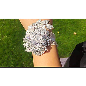 DOTKV Artificial Wrist Silk Flower Boutonniere Wrist Bouquet Corsage Flower with Pearl and Diamond for Wedding Decor, Cocktail Party 1pc (Silver)