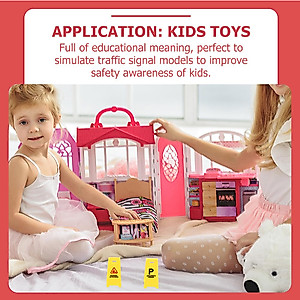 NUOBESTY Mini Traffic Signs Set, Plastic Street Signs Playset Traffic Cones Yellow Warning Sign Garbage Can Toy Safety Education Toy for Kids 25pcs