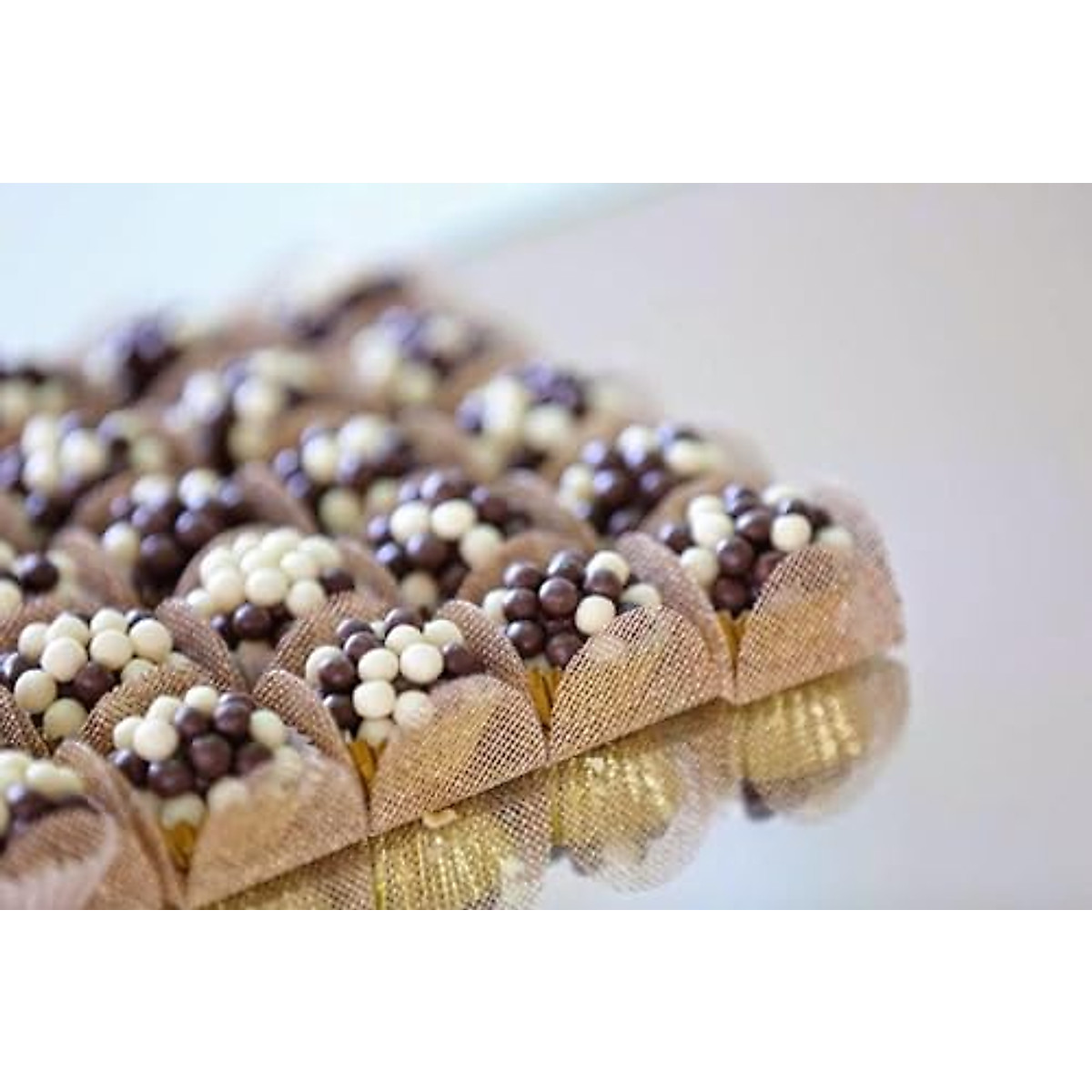 Truffilio Handmade Fabric Truffle Cups | Truffle Liners | Truffle Wrappers | Fominhas | candy cups for chocolate | Forminhas de Brigadeiro | candy liners - Pack of 30 (Fabric, Square Gold)