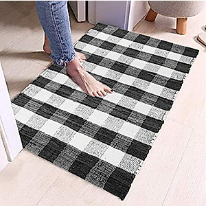 GLAMBURG Cotton Buffalo Check Plaid Rugs Washable, Handwoven Checkered Rug Welcome Door Mat 22x34 Rug for Kitchen Bathroom Outdoor Porch Laundry Living Room, Farmhouse Reversible Rag Rug Black White