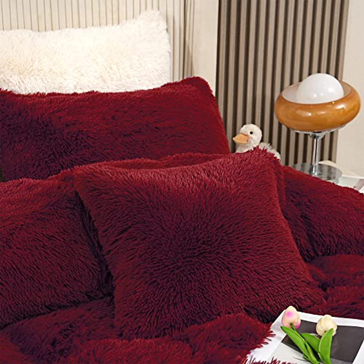 Dekoresyon Plush Duvet Cover Set, Luxury Ultra Soft Velvet Duvet Cover Set Fluffy Plush Shaggy Bedding Sets 4 Pieces (1 Duvet Cover + 2 Pillow Case + 1 Pillow Cover) Zipper Closure (Queen, Red)