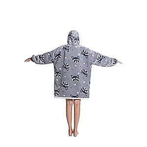 LUSJNGE Adult Sherpa Wearable Blanket Hoodie for Women Teen Girls Giant Hooded Blanket Sweatshirt Fluffy Comfy Fleece Snuggie Blankets with Sleeves Raccoons