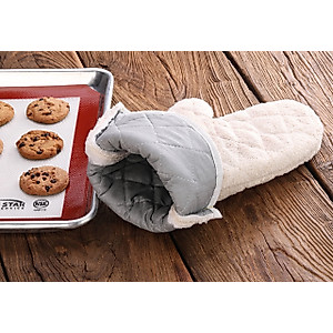 New Star Foodservice 32123 Terry Cloth Oven Mitts, Up to 400F, 13-Inch, Set of 2
