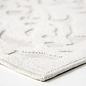 Orian Ladybird Accent Rug, 1'11" x 4', Cream