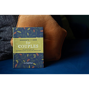 Moments with God for Couples: 100 Devotions for Growing Closer to God and Each Other