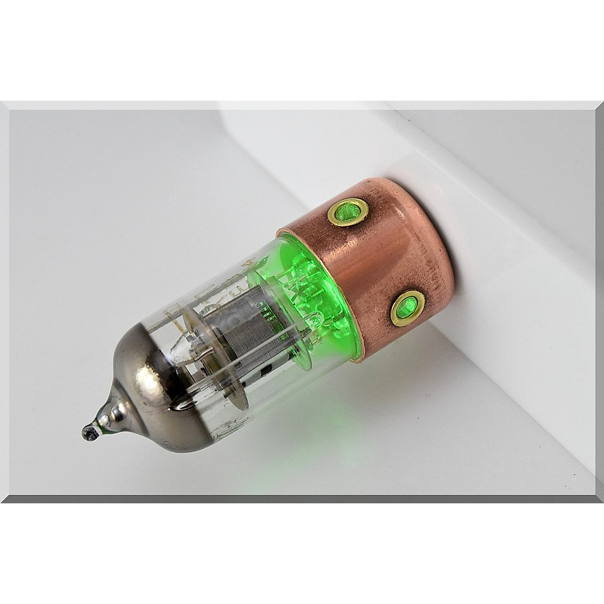 Handmade 64GB Green Porthole Pentode Electron Vacuum Tube USB Flash Drive. Steampunk/Industrial Style