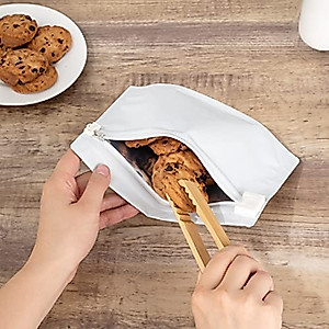 Restaurantware High Level White Plastic Locking Pouch - Child-Resistant - 8" x 2 1/4" x 6" - 10 count box