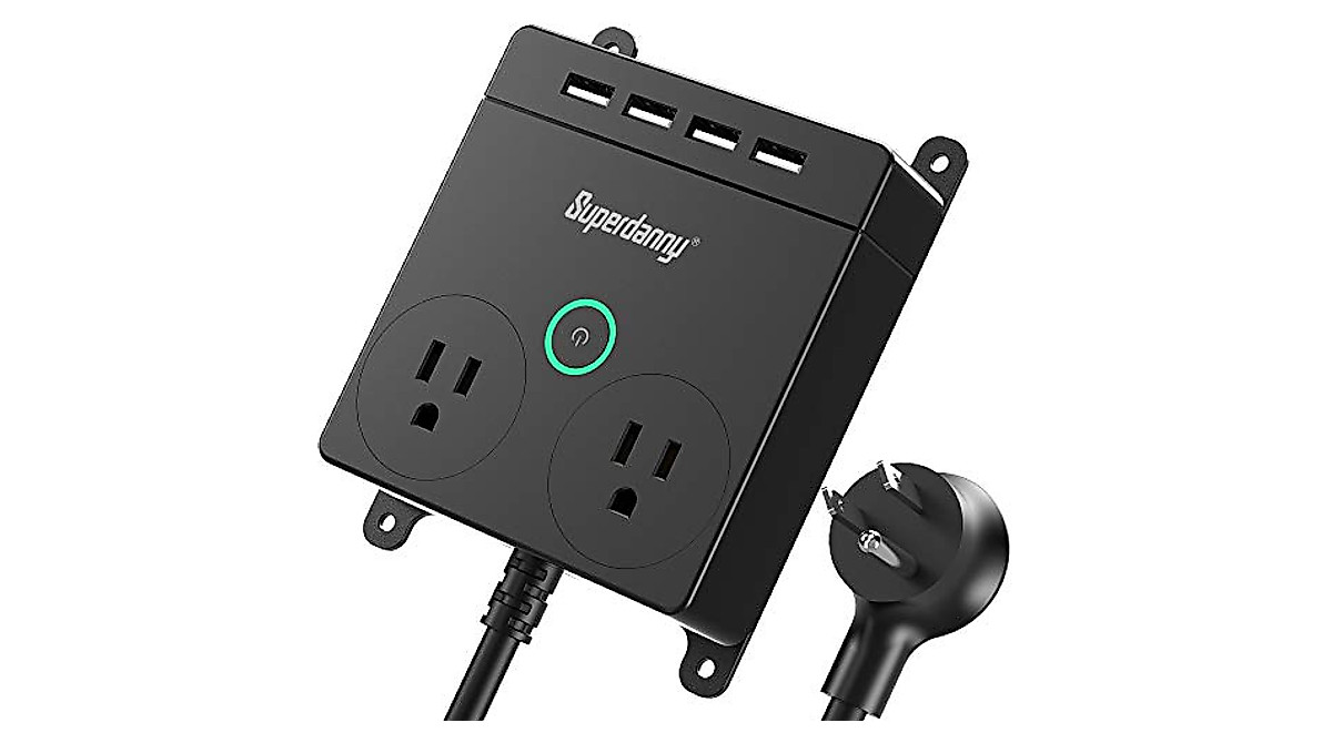 SUPERDANNY Power Strip with USB Ports - Charge Efficiently