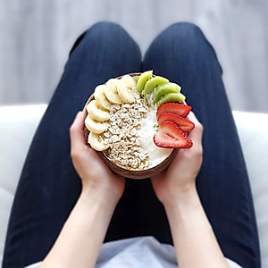 NAYOMI Coconut Bowls with Spoons - Artisan Handmade Designs on Coconut Bowl Set of 4 for Acai Bowls, Buddha Bowls, Smoothie Bowls and Spoons. Eco-friendly and Vegan Coconut Shell Bowls