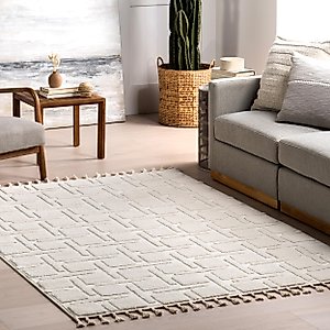 nuLOOM Alafia Geometric 7x9 Area Rug for Living Room Bedroom Dining Room Kitchen, Off White