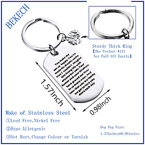 BEKECH Daughter-in-law Gift Daughter in Law Keychain Welcome to our Family Dog Tag Key Chain Wedding Gift Jewelry from Mother-in Law/Father-In-Law (silver)