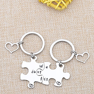 MYOSPARK We Just Fit Puzzle Piece Keychain Set Best Friend Keychain Couple Keychain His and Her Gift BFF Gift (we just fit keychain set)
