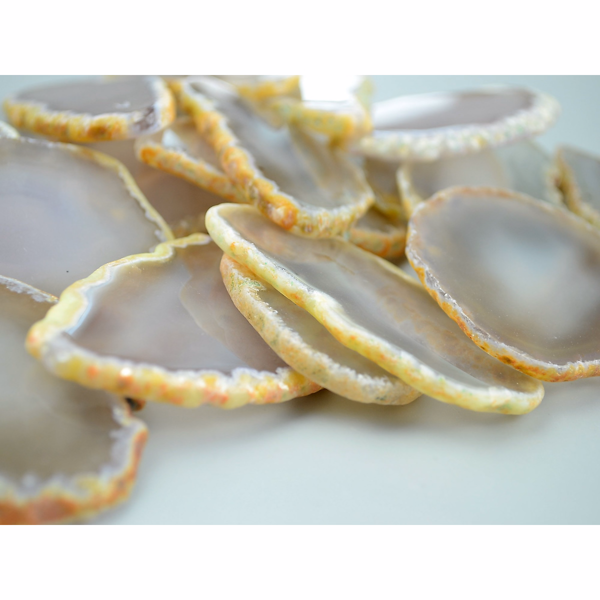 30 Pieces Agate Slices Stone Slab 2"-3" in Length for Wedding Name Cards Namecards Place Cards - White/Grey