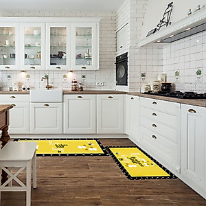 2 Pieces Kitchen Rugs Set Idyllic Bumble Bee Daisy Flower Yellow Back,Water Absorbent Soft Doormat Area Runners Summer Farm Honeybee Floral,Non-Slip Bath Mat for Entryway Bathroom Laundry