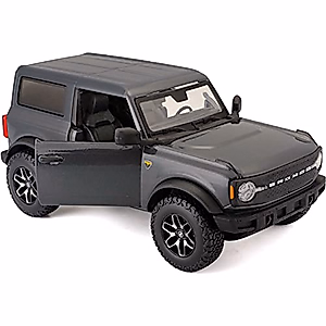 Maisto Diecast Cars 2021 Ford Bronco Badlands Gray Metallic with Black Top Special Edition 124 Diecast Model Car by Maisto 31530