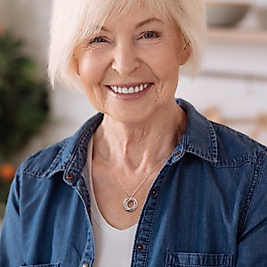 AM ANNIS MUNN 80th Birthday Gifts for Women, 925 Sterling Silver Necklace for Women Eight Circle Necklace for Her 8 Decade 80th Birthday Jewelry for Women Gifts Ideas Gifts