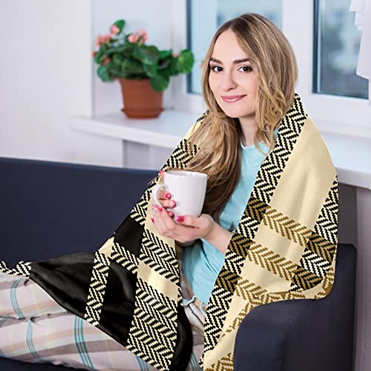 Plush Blanket Throw Blanket Warm Cozy Soft Microfiber Blankets, Khaki Vintage Lattice Plaid Grid