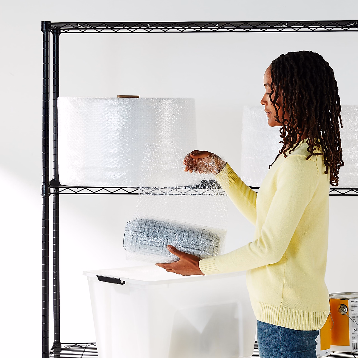 Amazon Basics Perforated Bubble Cushioning Wrap - Medium 5/16", 12-Inch x 100-Foot Long Roll