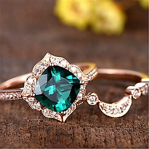 WANGYUSHENG Rose Gold Tone Cushion Emerald CZ Engagement Rings for Women Cubic Zirconia Promise Halo Engagement Ring Set (US Size 9)