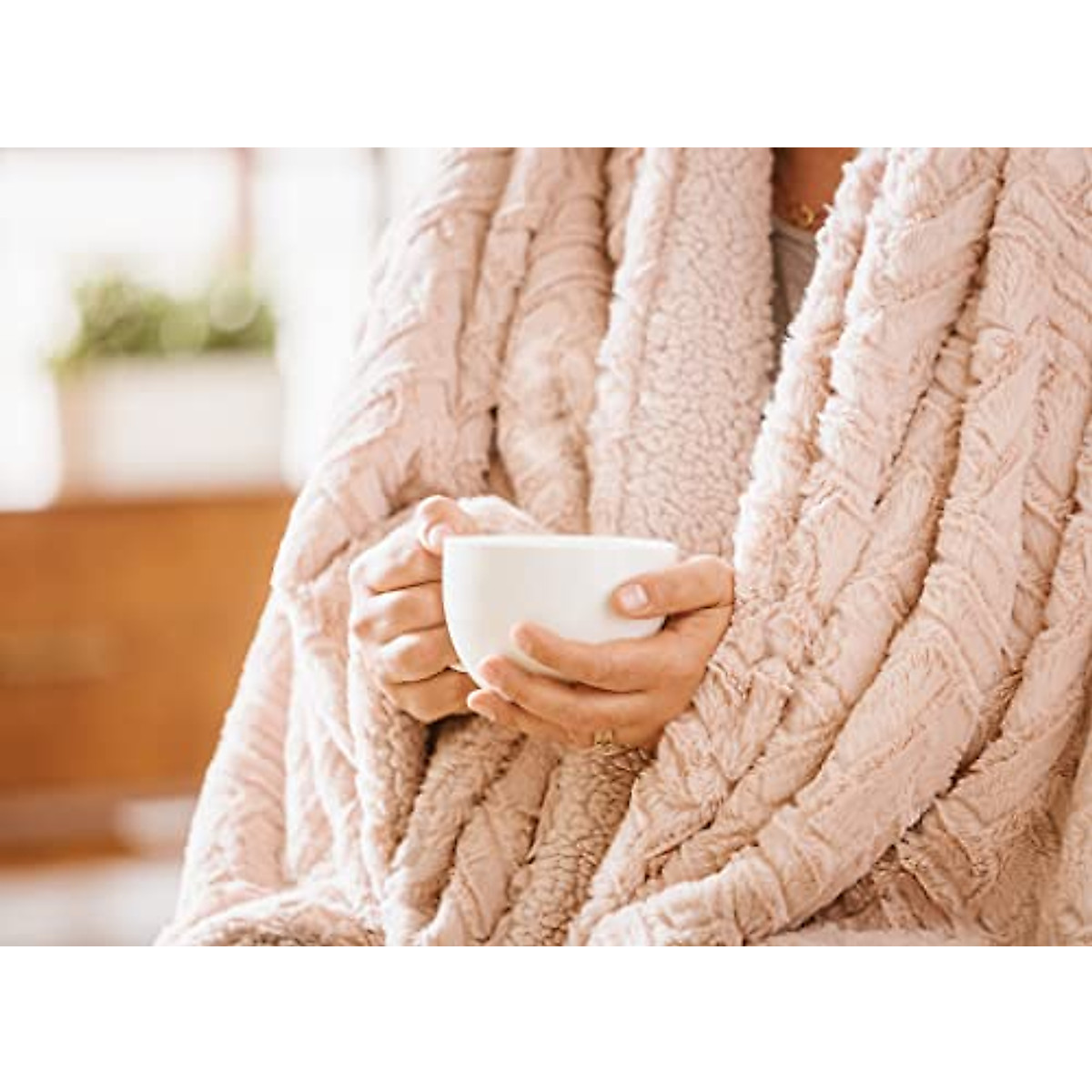 Chanasya Fuzzy Soft Cloud Textured Embossed Faux Fur Throw Blanket - Plush Sherpa Solid Cozy Blanket for Bed Sofa Chair Couch Cover Living Bed Room (50x65 Inches) Classy Pink Blanket