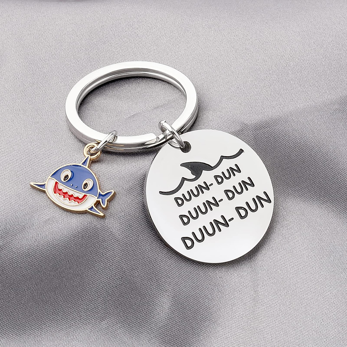 TIIMG Shark Jewelry Shark Keychain Charm Shark Gifts for Shark Lovers Cool Animal Gift (DUUN DUN)
