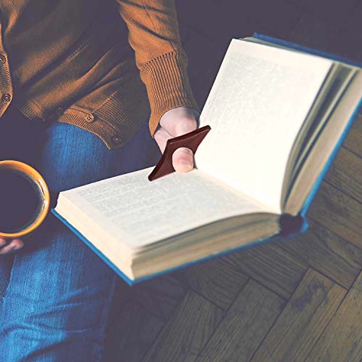 4 Pieces Wooden Book Page Holder Thumb Wood Book Holder Handmade Wood Reading Bookmark Accessory for Bookworm Book Lover Gifts, 2 Sizes