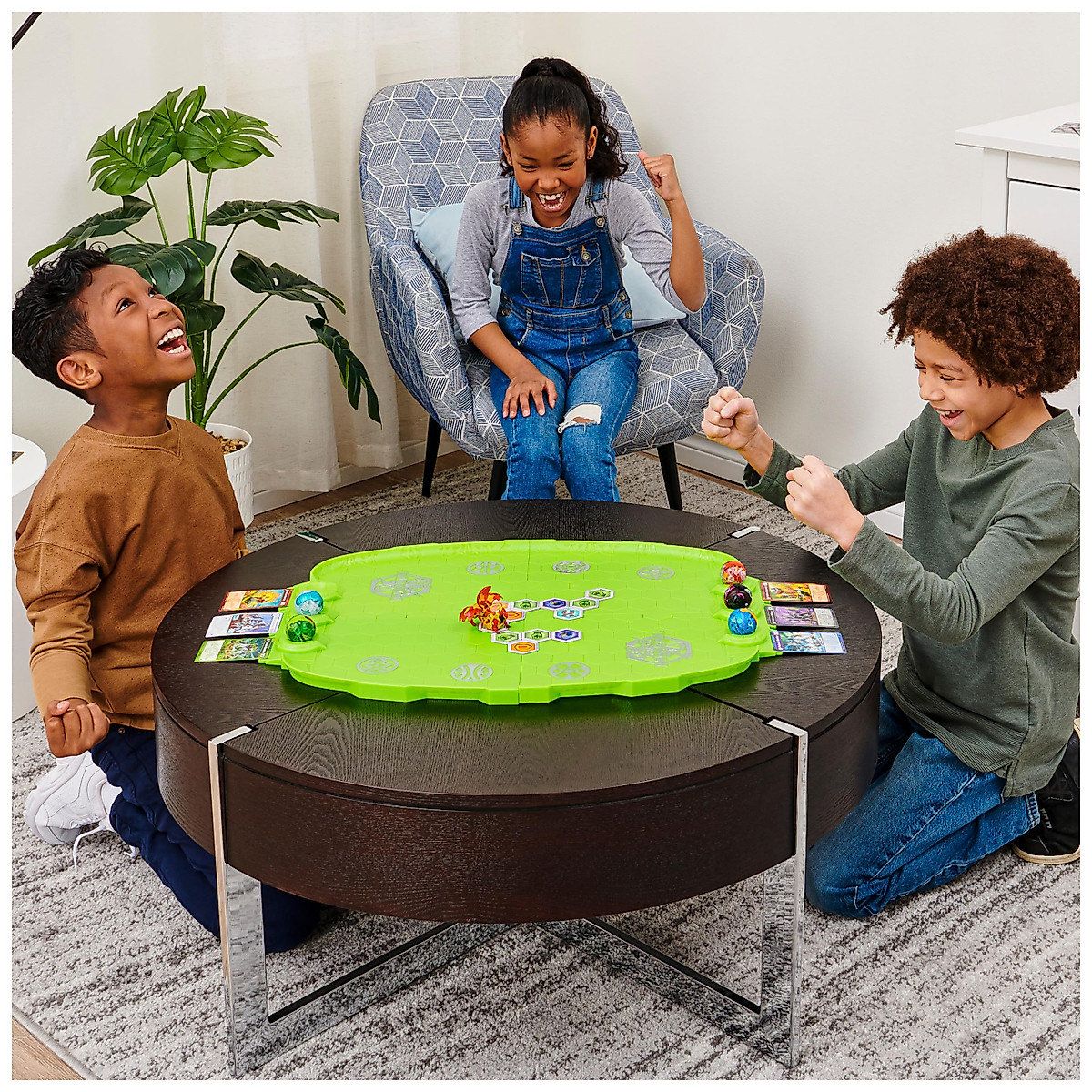 Bakugan Evo Battle Arena, Includes Exclusive Leonidas Bakugan, 2 Cards and BakuCores, Neon Game Board for Bakugan Collectibles, Ages 6 and Up