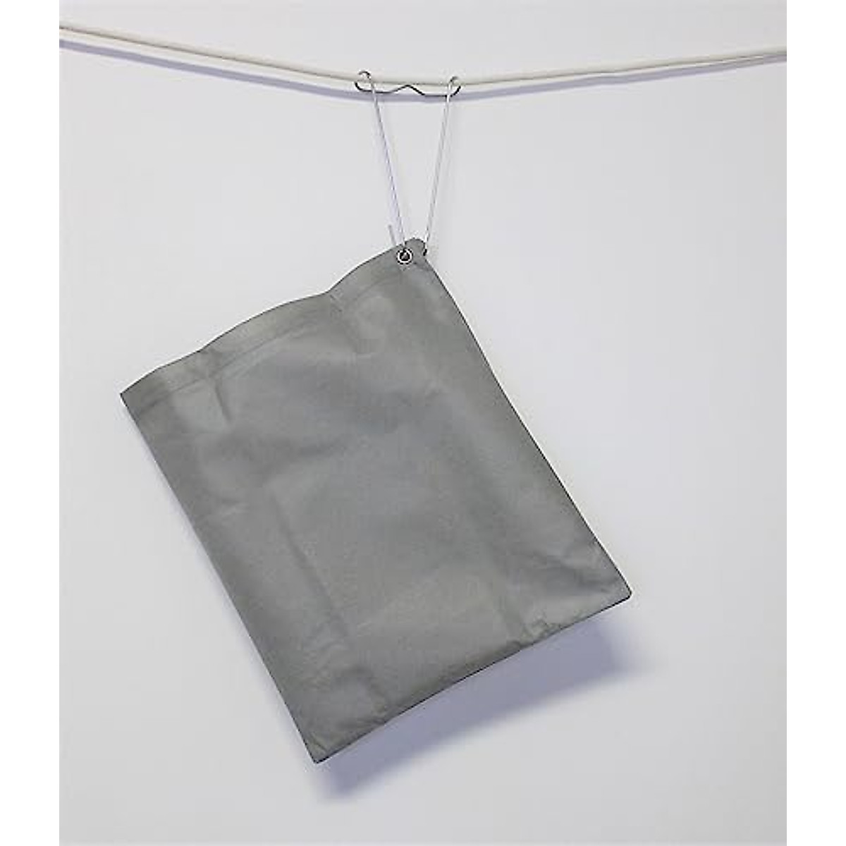 Hanging Laundry Clothespin Bag Indoor Outdoor Holds Up to 200 Standard Size Clothespins