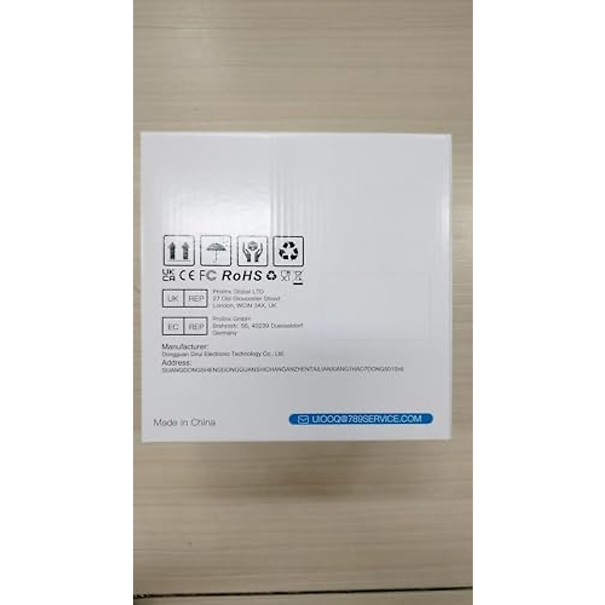 UIOOQ Cat Water Fountain, Pet Waterer Fountain with Ultra Silent Pump, Activated Carbon Filter Keep Water Fresh, 2.2L Capacity, Faucet Design, Anti Sputtering, Suit for All Kinds of Cat