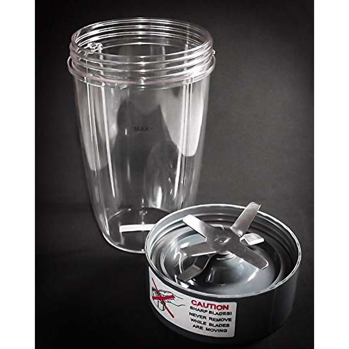 Replaceable Blade Cup Set B9TECH for NutriBull, 32 oz. Suitable for Nutribullet 600 W / 900 W models. Quick change of cup and knife blender kit.
