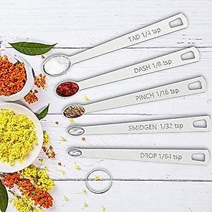 Wildone Measuring Cups & Spoons Set of 21 - Includes 7 Stainless Steel Nesting Measuring Cups, 8 Measuring Spoons, 1 Leveler & 5 Mini Measuring Spoons, Ideal for Dry and Liquid Ingredients