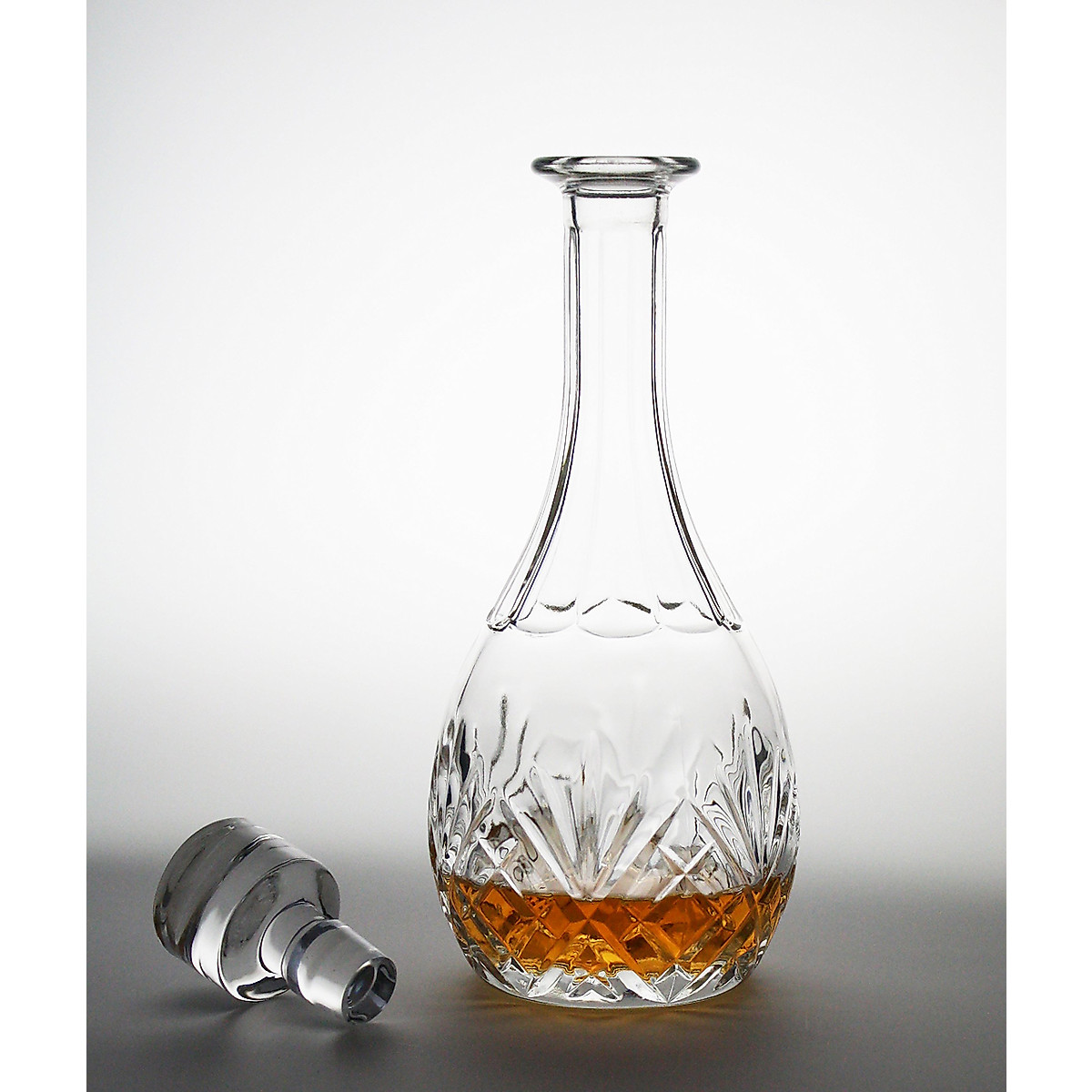 Bezrat Wine Decanter - 100% Hand Blown Lead-free Crystal Glass, Red Wine Carafe, Wine Gift, Wine Accessories