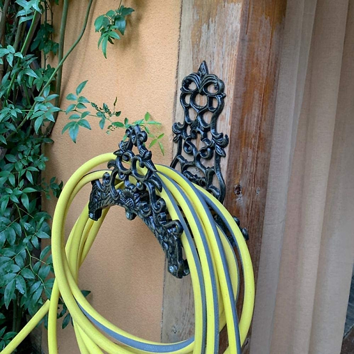 Riyyow European Retro cast Aluminum Aristocratic Logo Wrought Iron Garden Water Pipe Rack Gardening Frame Garden Home furnishings Wall Decoration