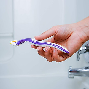 About Body Spa Shave 4-Blade Disposable Razors, Premium Disposable Shavers With Coconut Oil Moisture Pad, 4 Count