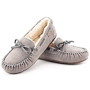 Parfeying Women's Sheepskin Moccasins Cow Suede Memory Foam Slippers Indoor Outdoor Shearling Winter Shoes,L20101 Grey 5US