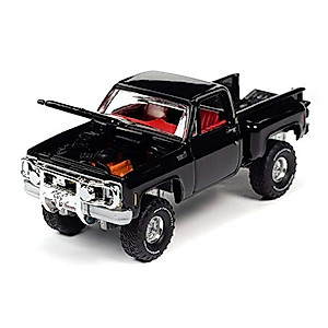 Auto World 1980 Chevrolet Custom Deluxe 10 Step Side Truck Gloss Black & Front Push Bar 1:64 Scale Die-Cast Model Car