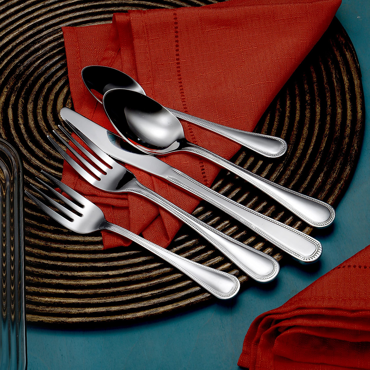 Casalinda Tabletop Grand Terrace 20 Piece Silverware Set Service for 4 Stainless Steel - Dinner Fork, Dinner Knife, Dinner Spoon, Teaspoon, Salad Fork