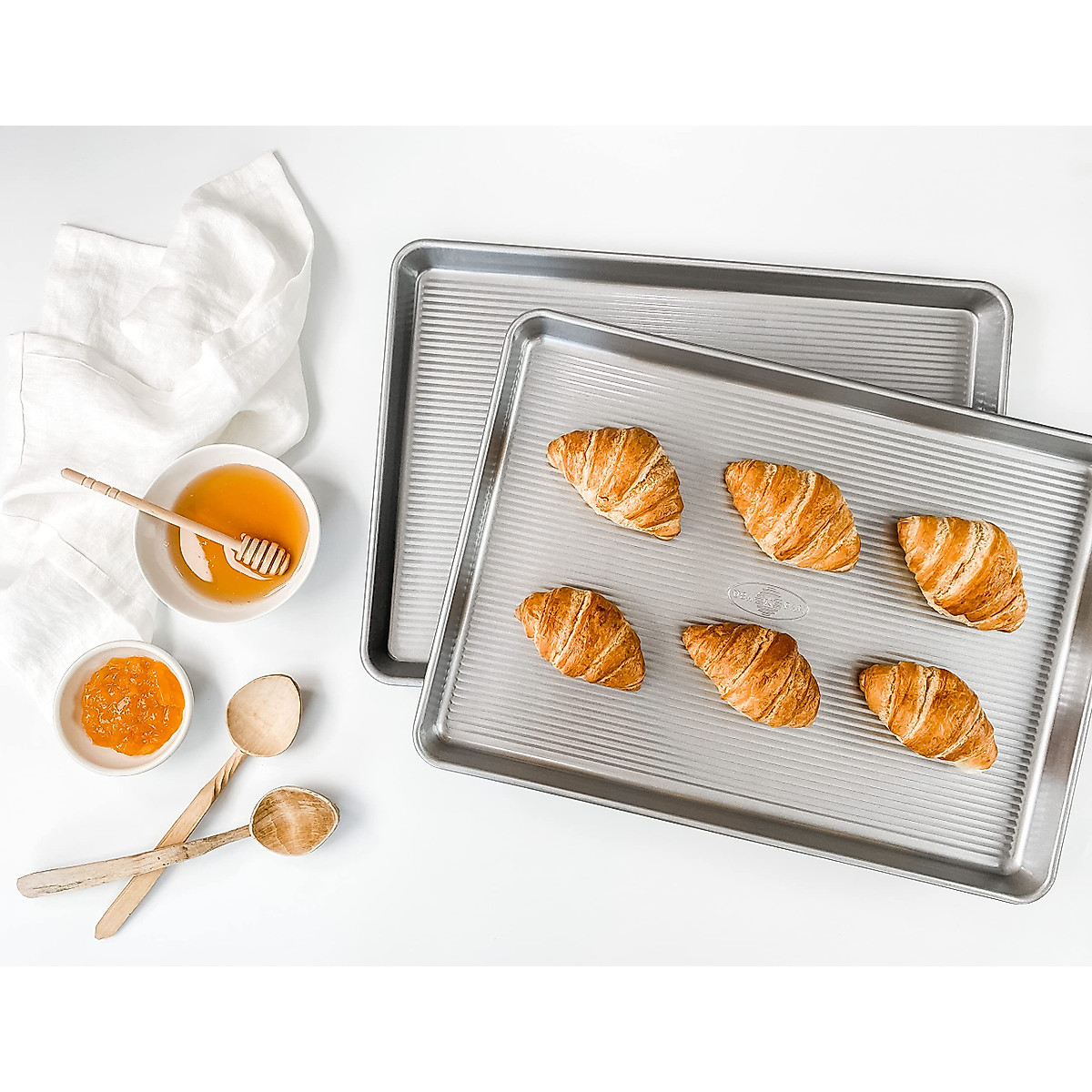 USA Pan Nonstick Quarter Sheet Pan Set of 2 and Half Sheet Baking Pan and Bakeable Nonstick Cooling Rack Set