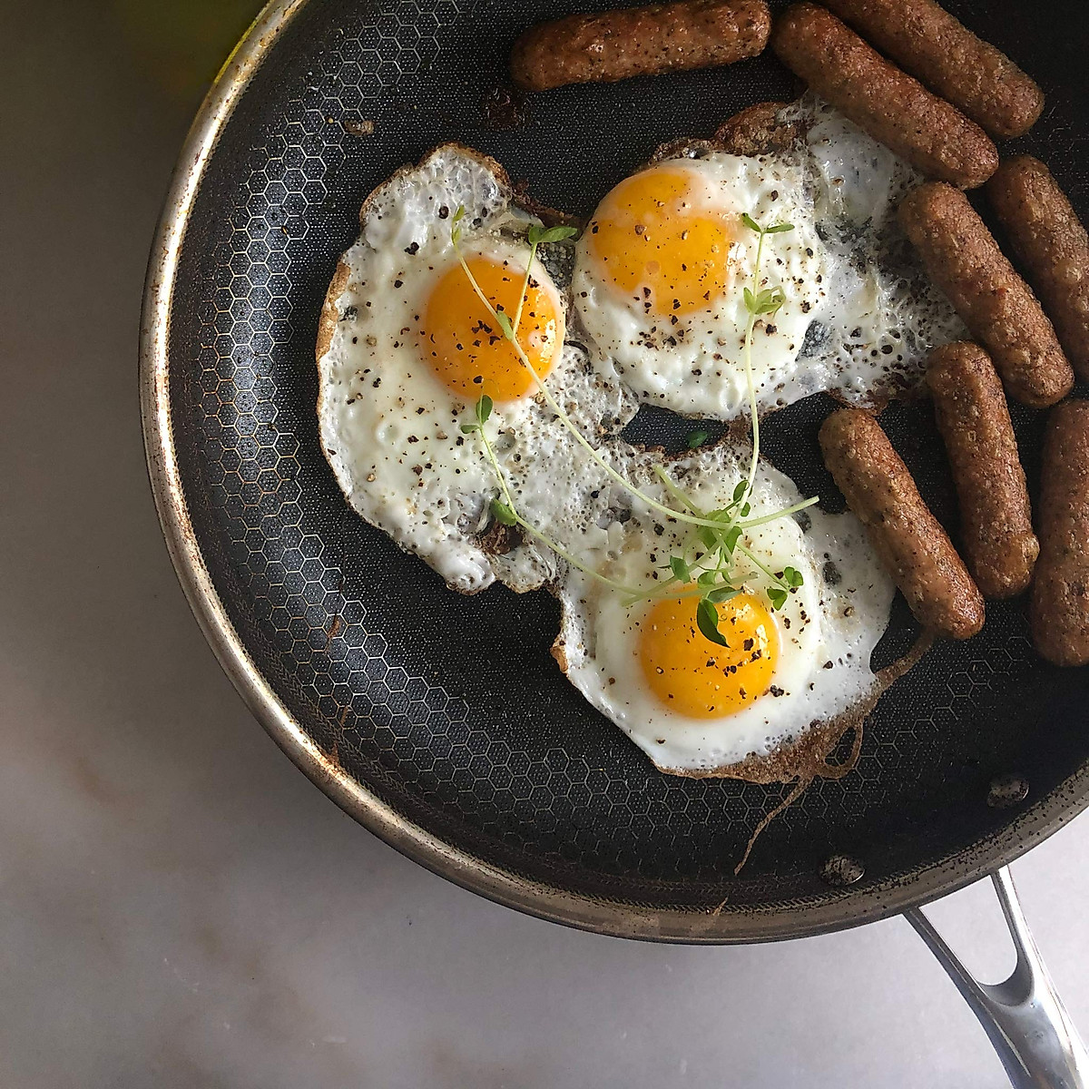 Ziyad Brand Butter Ghee, Clarified Butter, Perfect High Heat Cooking, Roasted Vegetables, Sautées, Hot Drinks (Chaider) and Finishing Oil! 16 oz