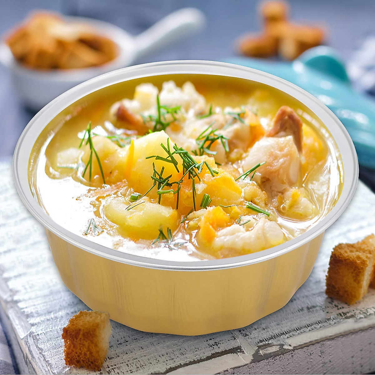 Beasea 8 oz 100 Pack Aluminum Ramekins, Disposable Ramekins Foil Cups Baking Utility 3.9" Ramekin Cup Muffin Cupcake Aluminum Baking Cup Mini Pudding Souffle Cups for Party Wedding Birthday - Gold