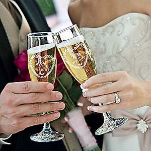 Personalized Mr & Mrs Toasting Glass Set - Engraved Wooden Box Included -Custom Engagement & Anniversary Gift