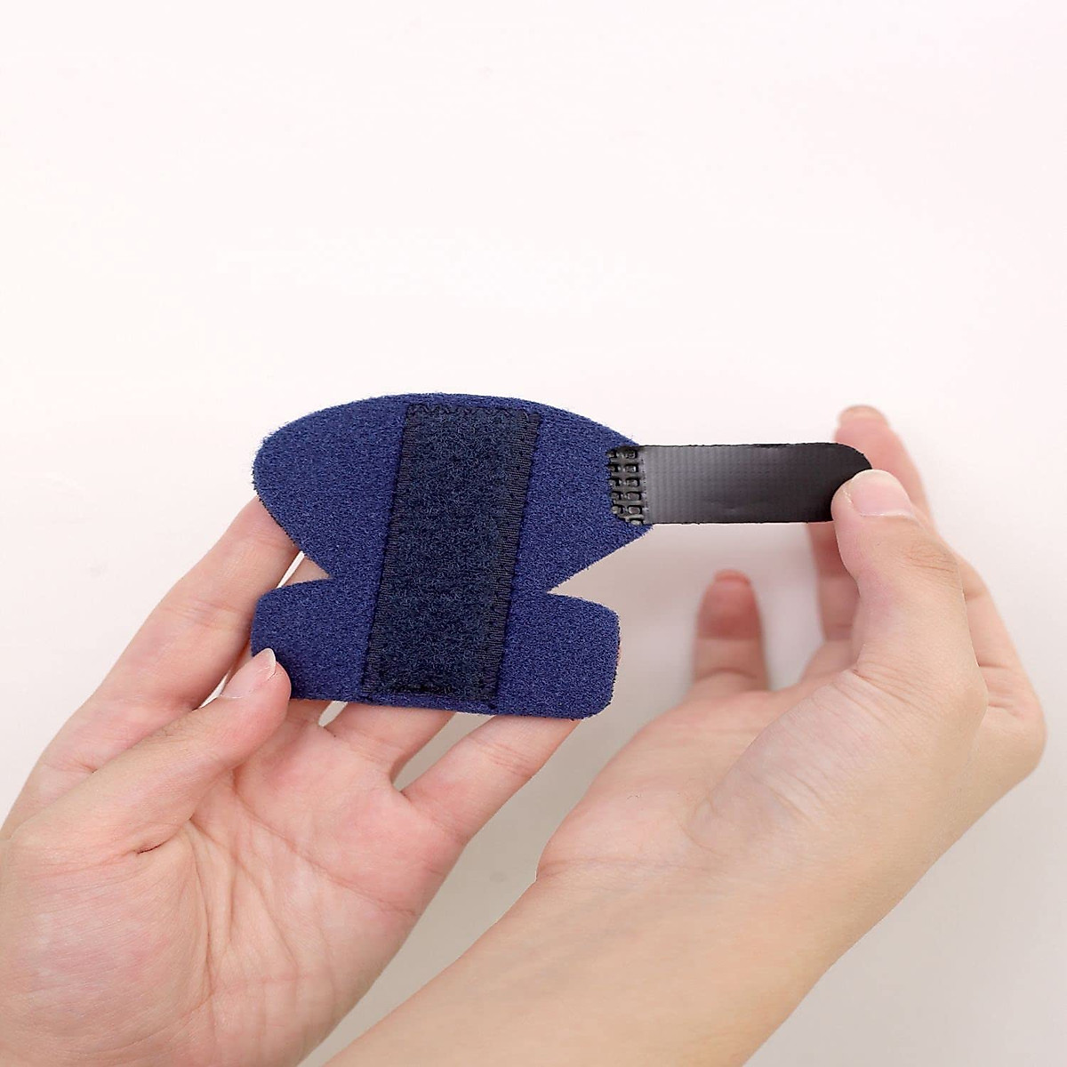 TINYOUTH Trigger Finger Splint, Adjustable Thumb Brace with Built-in Strips Support Bonus Fastening Tape for Hand Stabilizing Support for Sprains, Pain Relief, Mallet Injury, Arthritis, Tendonitis