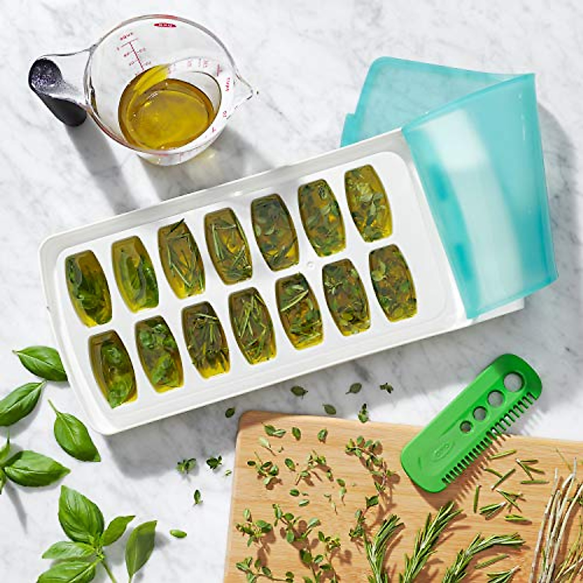 OXO Good Grips No-Spill Ice Cube Tray