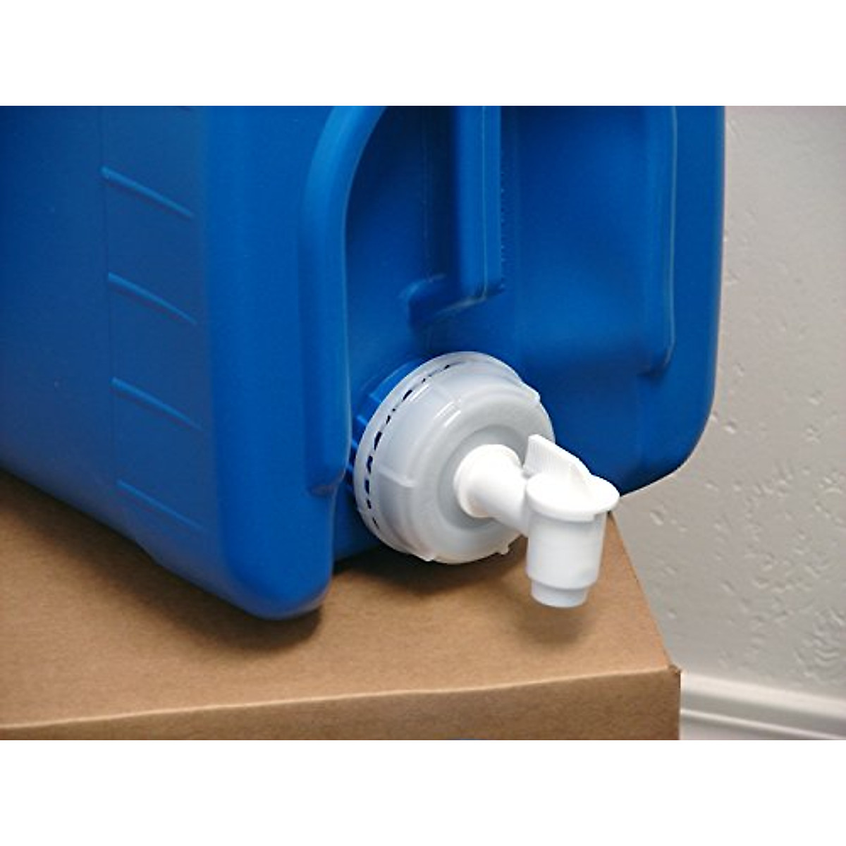 5 Gallon Samson Stackers, Blue, 8 Pack (40 Gallons), Emergency Water Storage Kit - New! - Boxed! Includes 1 Spigot and Cap Wrench