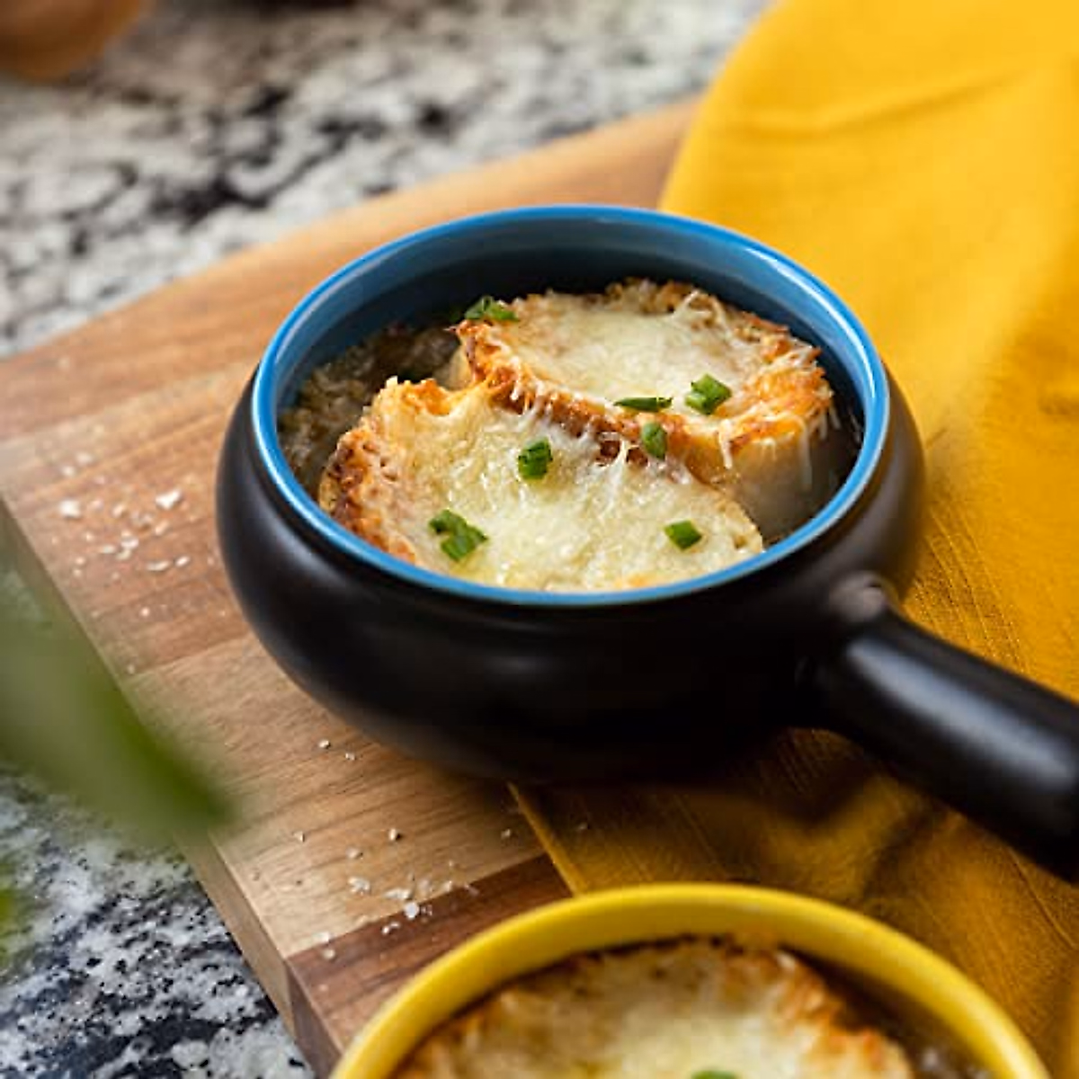 French Onion Soup Bowls with Handles, Set of 4, Colorful Ceramic Dishware for Chicken Noodle, Stew, Chili, and Hot Meals, Microwave, Oven, and Dishwasher Safe Large Soup Crocks, 15oz